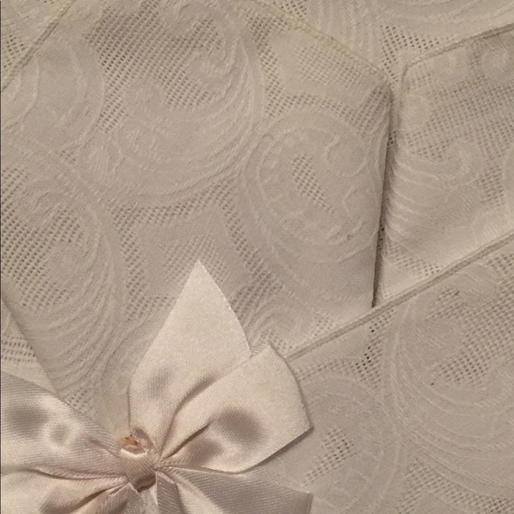 Linbro | Dining | Vintage Linbro Embroidered Placematnapkin Set 4 ...